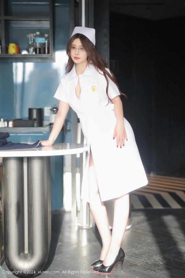 [XiuRen]高清写真图 2024.12.09 No.9570 蛋蛋宝 黑丝美臀-秀人网套图